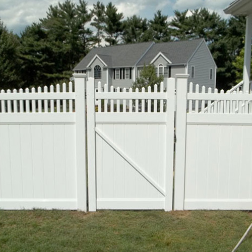 Fall River Prefers Vinyl Fences – South East Fence & Supply